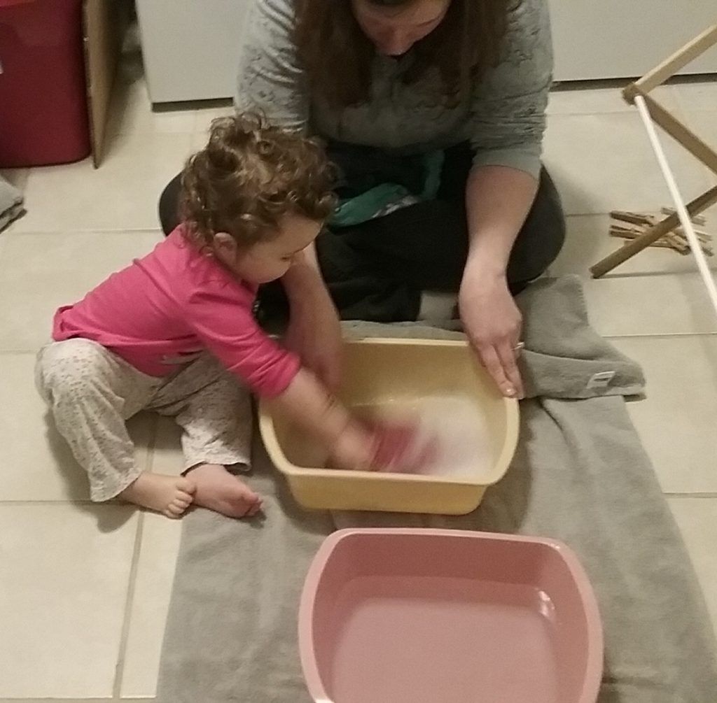 Five fun, cheap activities to do with your child - First Chance For ...